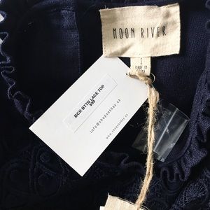 Moon River | Tops | Moon River Nwt Navy Linen Ruffle Top | Poshmark